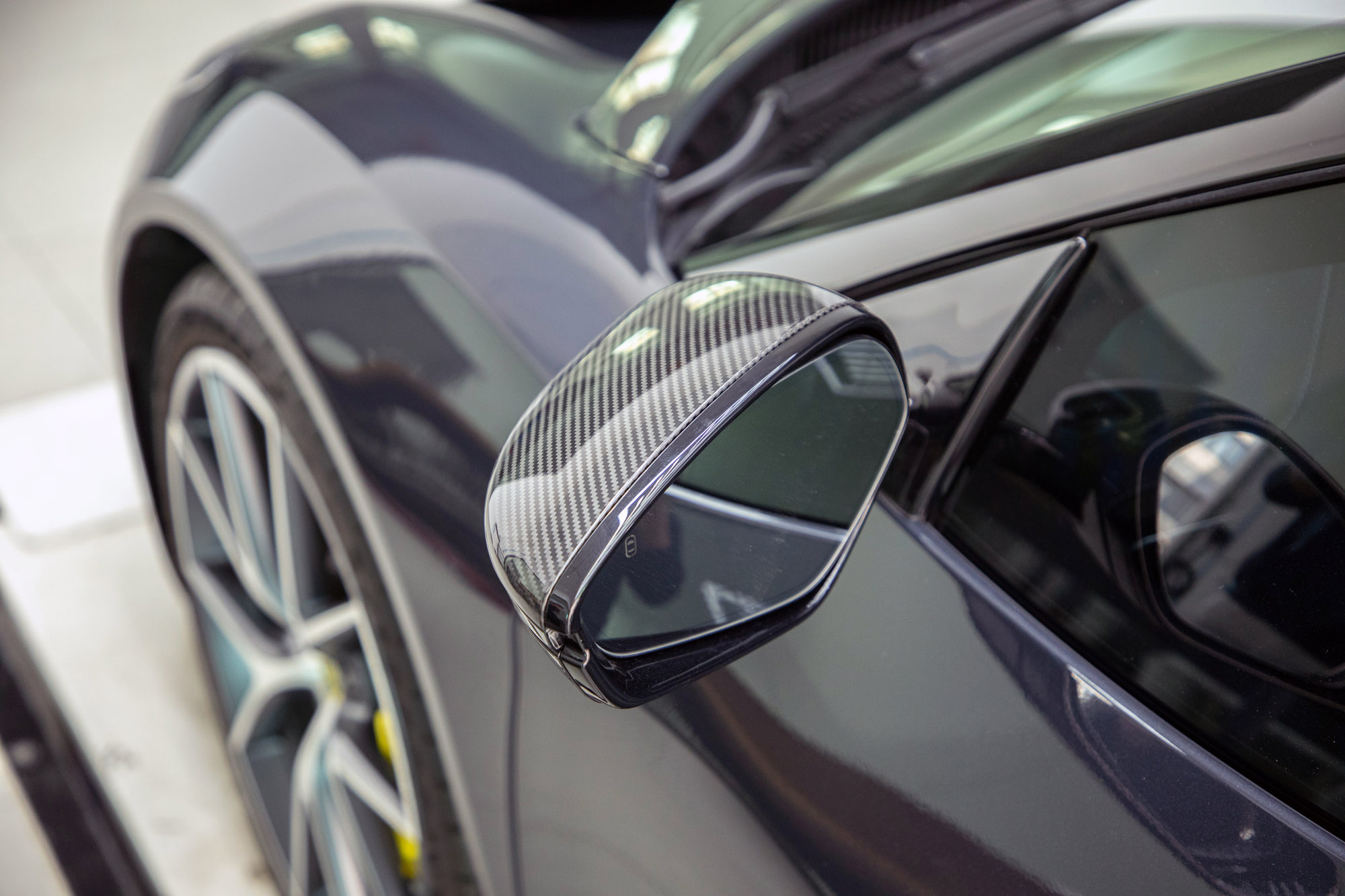 2023-25 LOTUS EMIRA • Apollo Aero